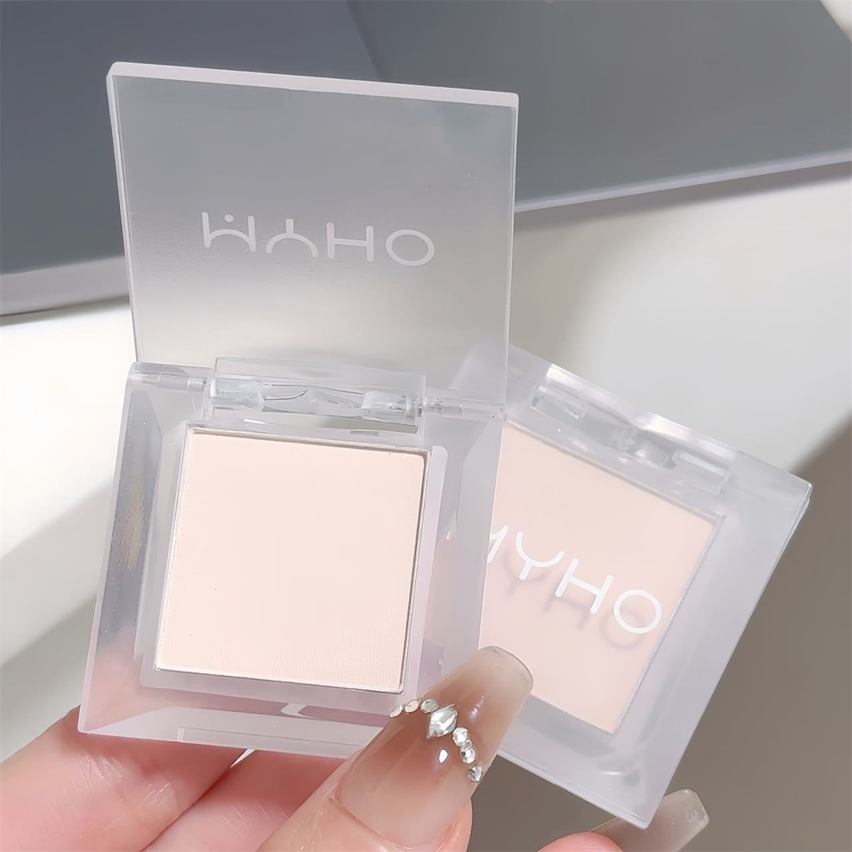 MYHO Matte Pure White Eyeshadow – Smoky Eye Highlight & Brightening ...