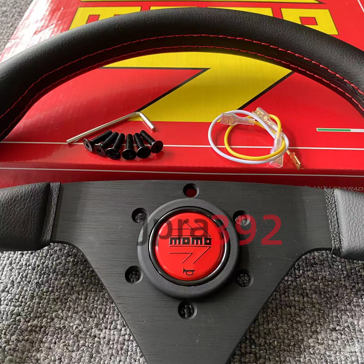 MOMO V1 Steering Wheel Sporty High Quality Leather 340mm Steering Wheel ...