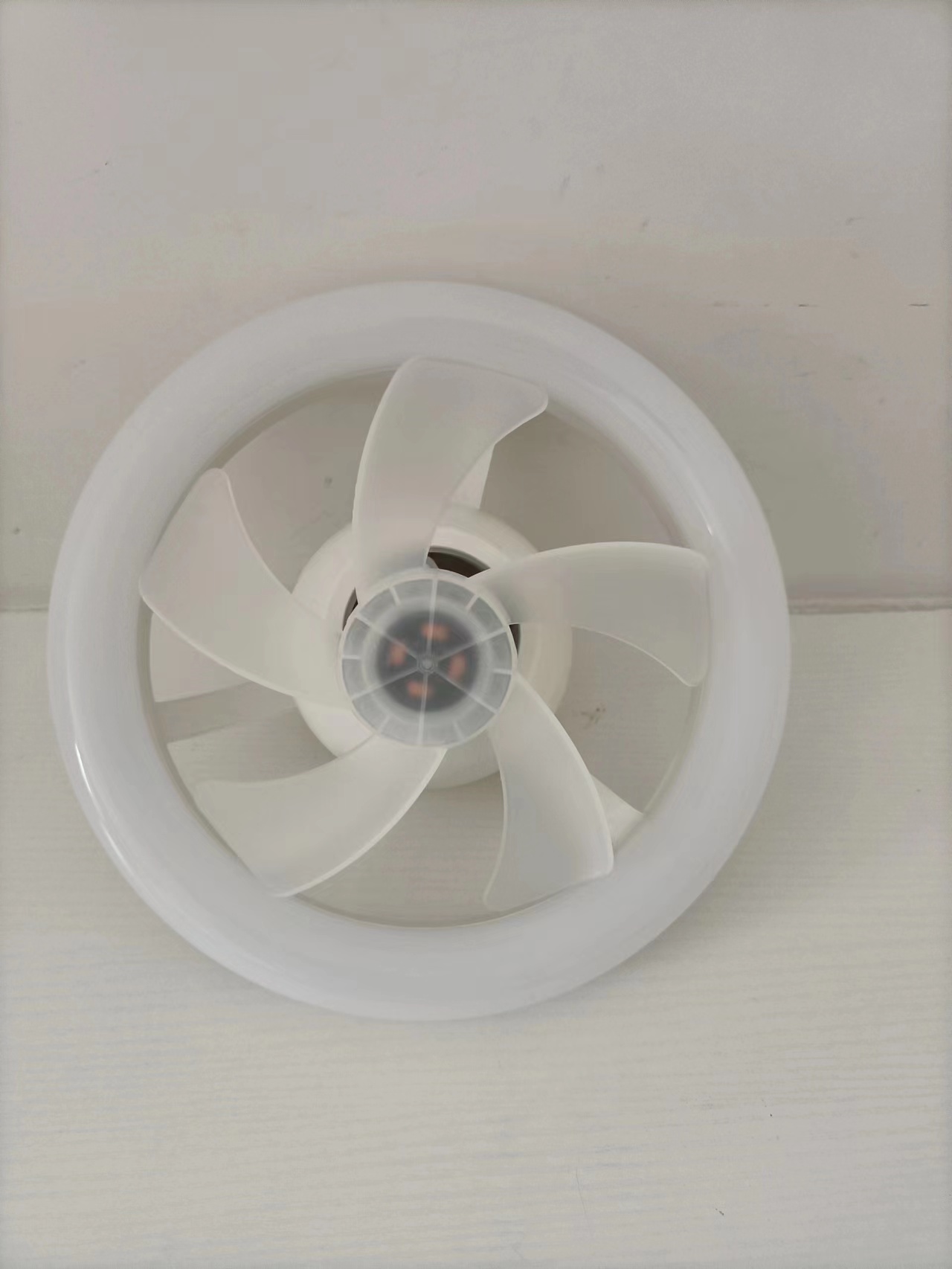 COD 360 ° Rotation Wind Fan light With Remote Adjustable Timeable ...