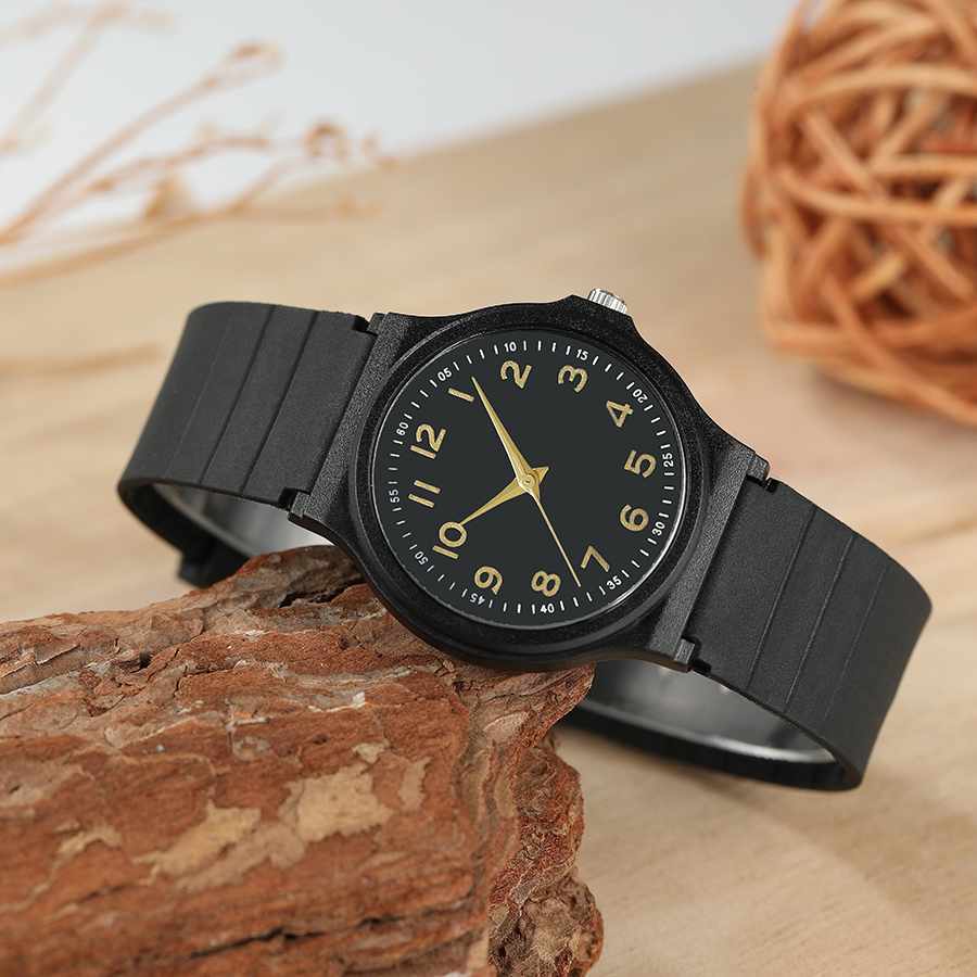 1 Piece Ladies Round Pointer Leather Gorgeous Unique Luxury Quartz ...