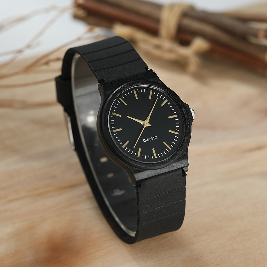 1 Piece Ladies Round Pointer Leather Gorgeous Unique Luxury Quartz ...