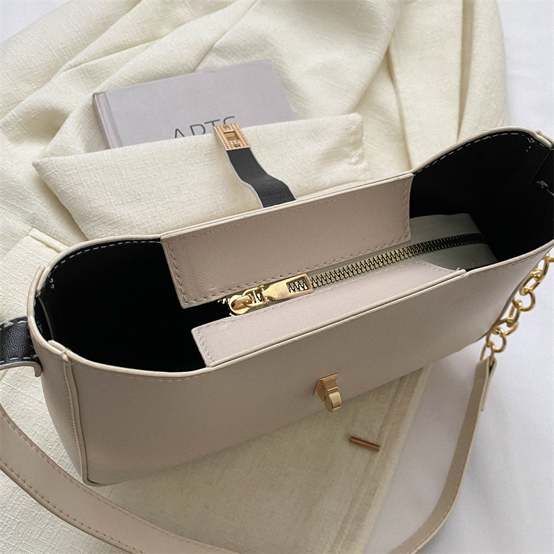 1 PC Fashion Leisure PU Leather Solid Color Lock Closure Zipper Style ...