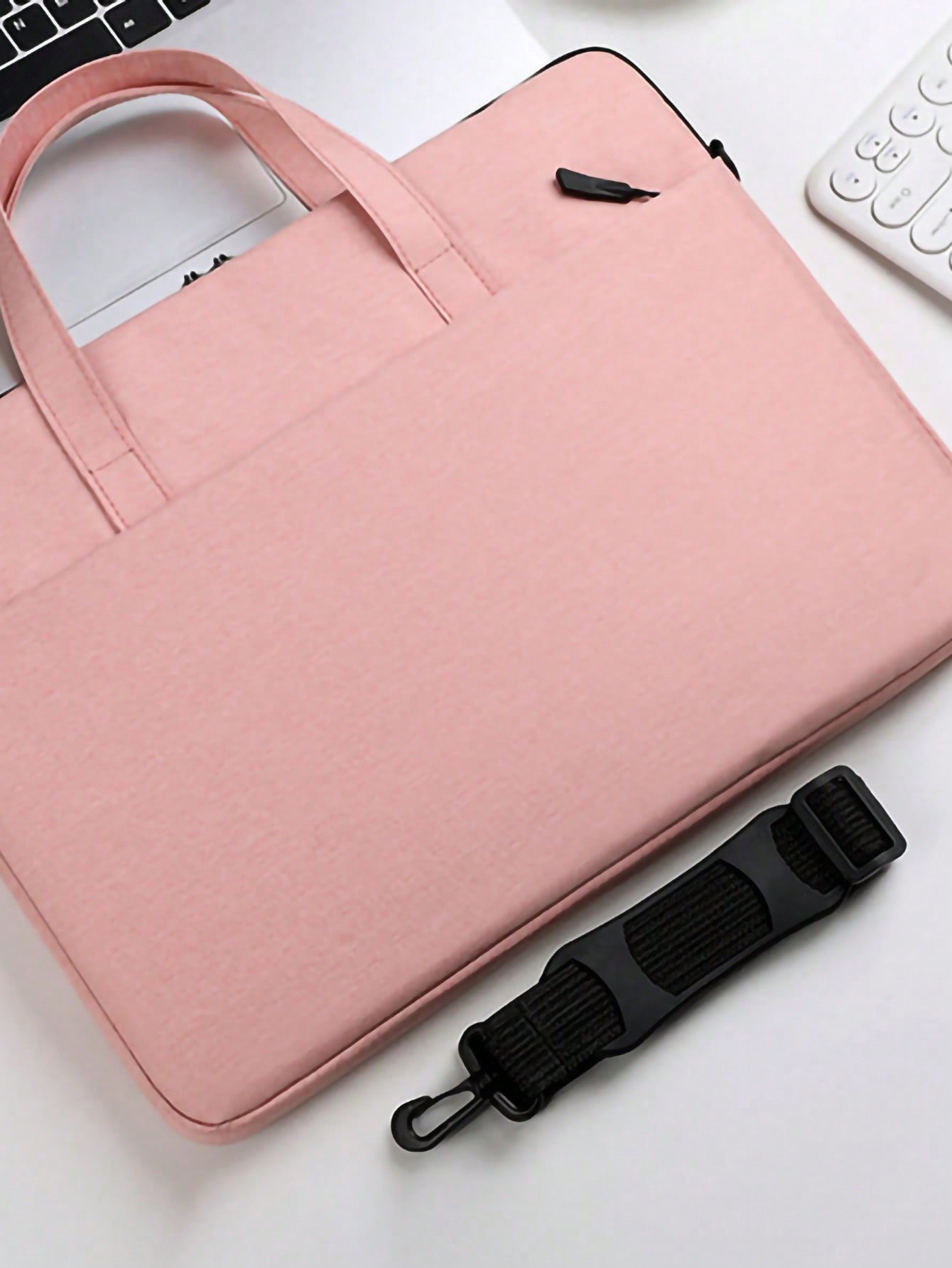 1 Piece Solid Color Simple Lightweight Portable Laptop Includes ...