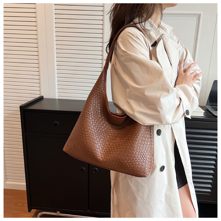 【SALE】Large Capacity Women's Shoulder Bag Woven Hobo Bag Smooth and ...