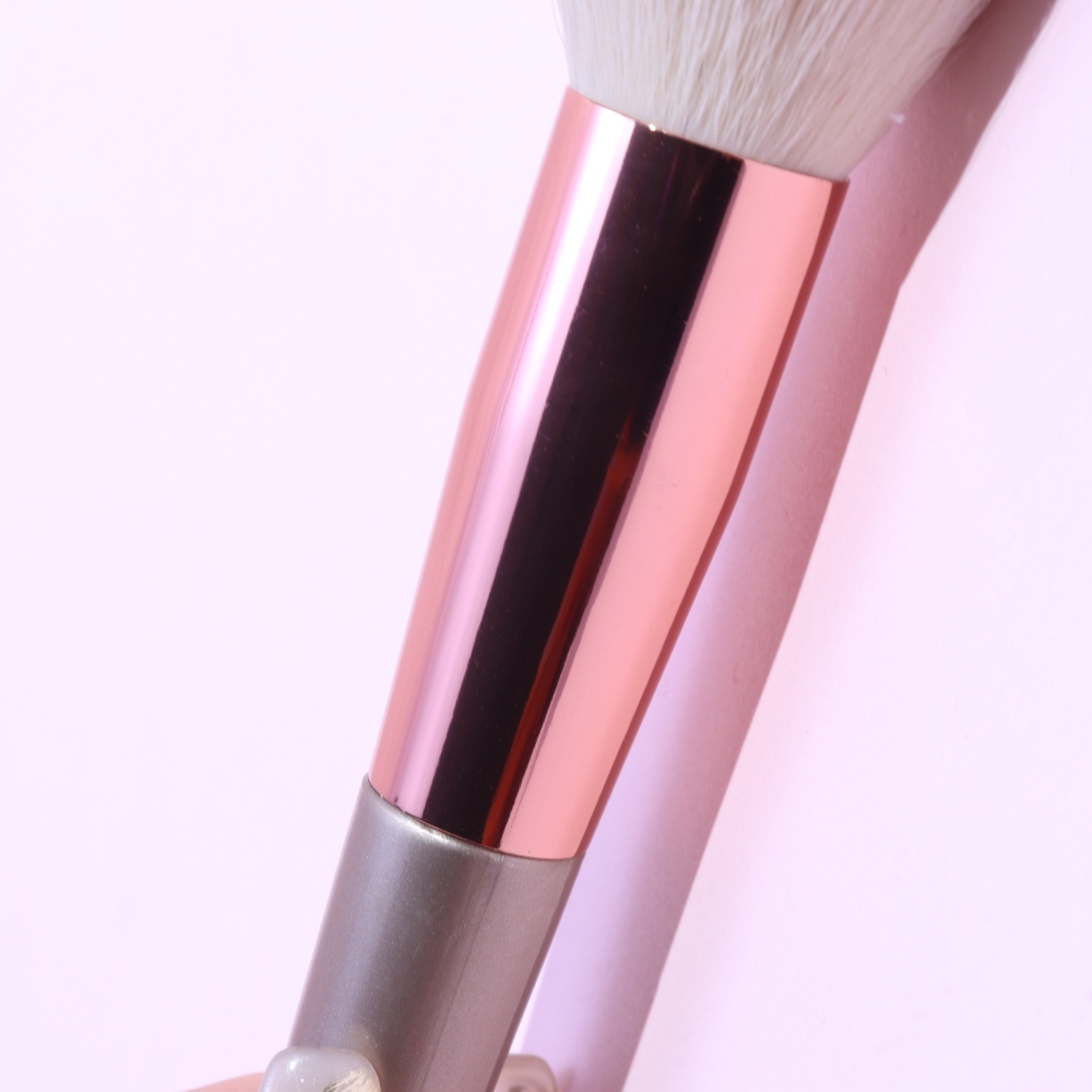 1 Blush Brush Portable Multi-Purpose Facial Makeup Brush Loose Powder ...