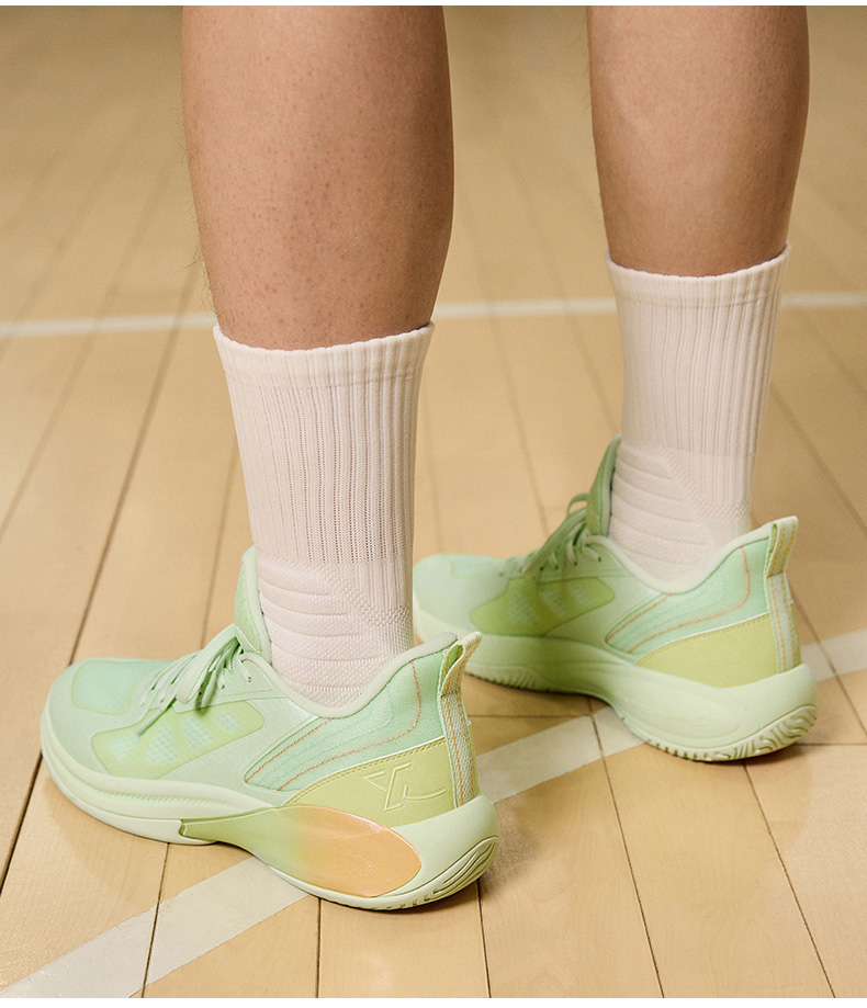 XTEP Shark Men Basketball Shoes Support Wear-resistant High-top ...