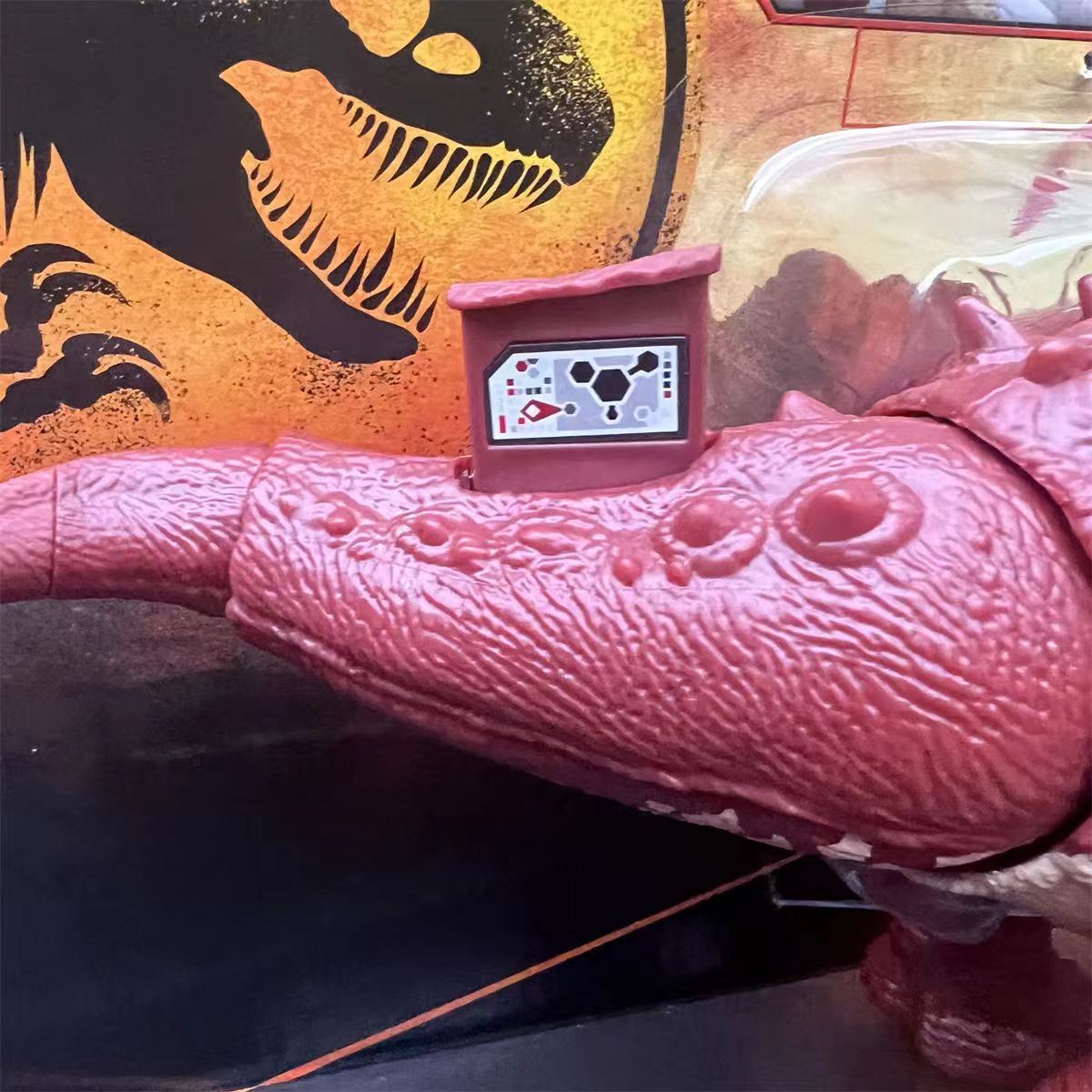 Jurassic World Gigantic Trackers Bajadasaurus Action Figure Dinosaur ...