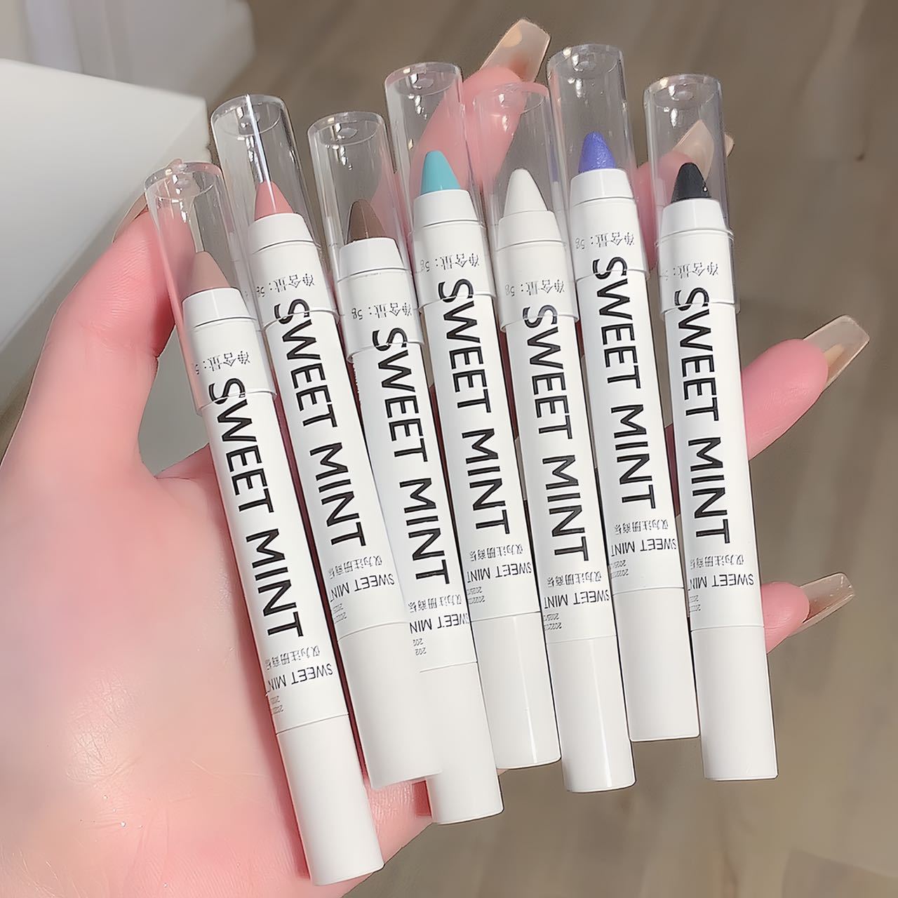 Sweet Mint Eye Brightening Highlighter Pen: Matte White & Silver Pearl ...