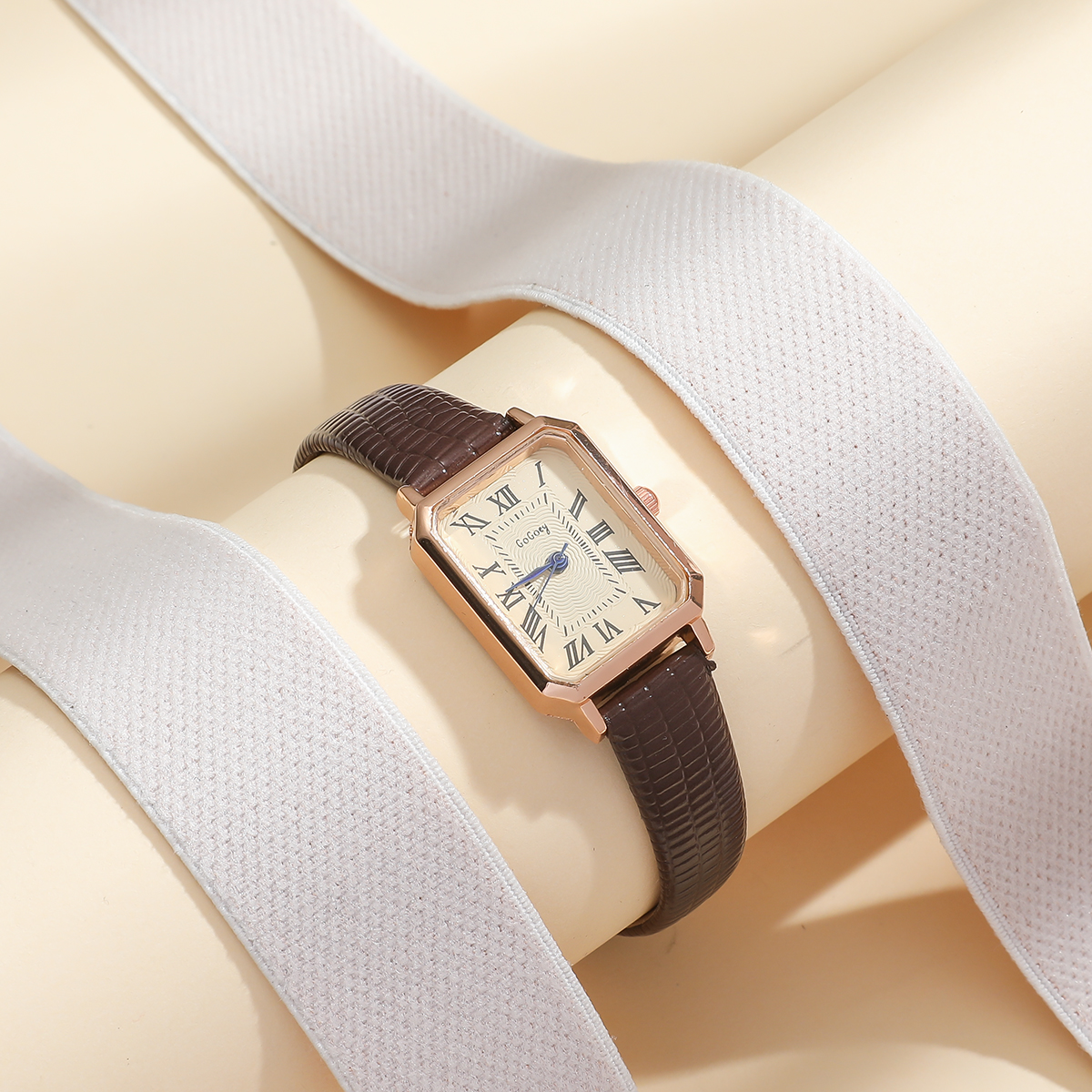 Chic Small Square Women's Watch: High-Grade Leather with Vintage Charm & Quartz Precision ...