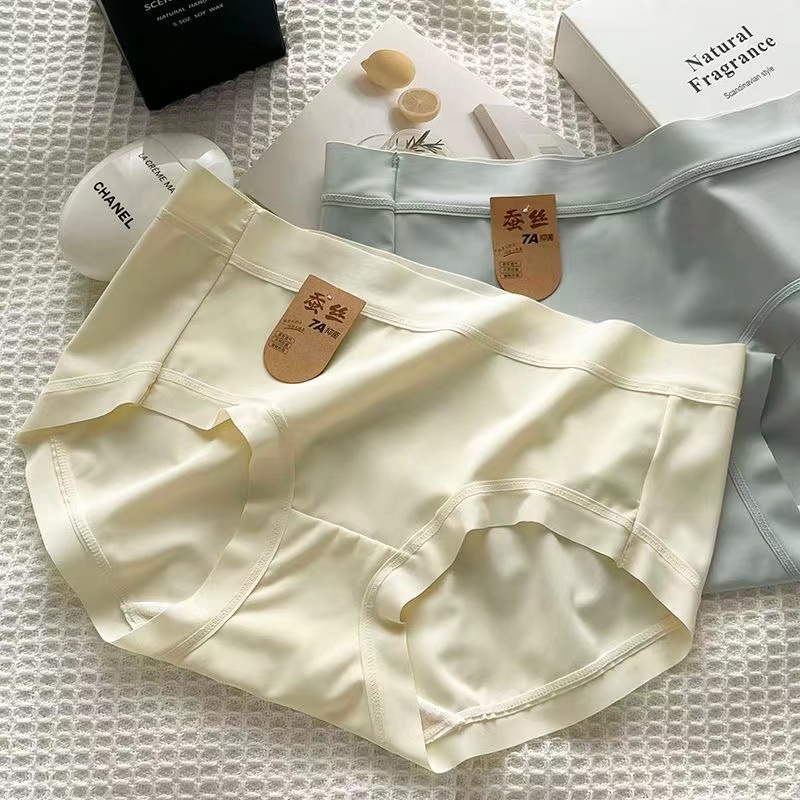 Women mulberry silk bottom crotch comfortable Seamless Panties One Piece Cool Breathable ...