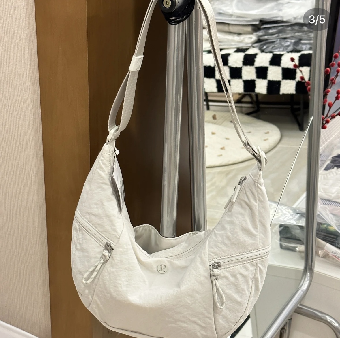 lululemon Slouchy Sling Bag 6L | Shopee Philippines