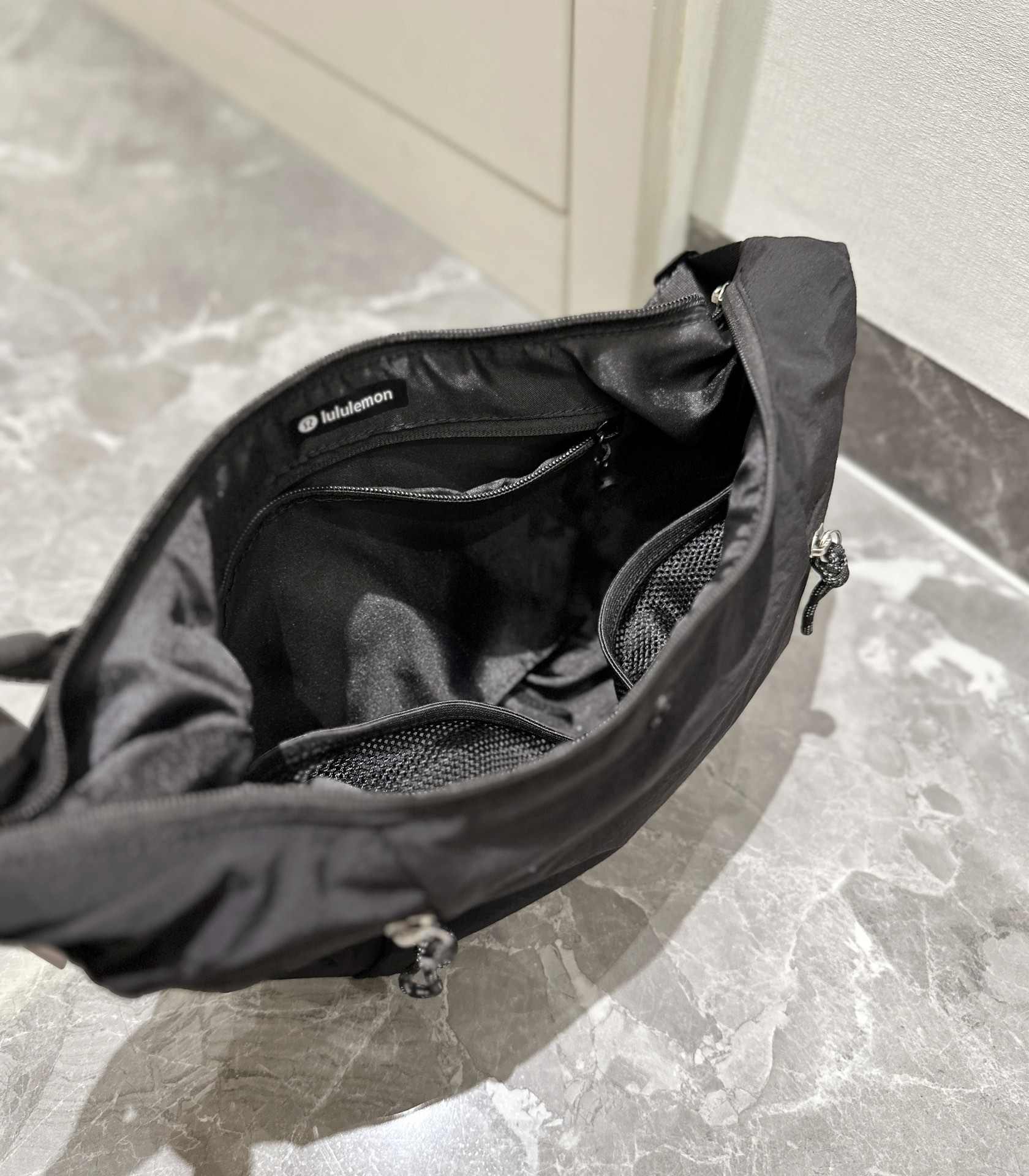 lululemon Slouchy Sling Bag 6L | Shopee Philippines