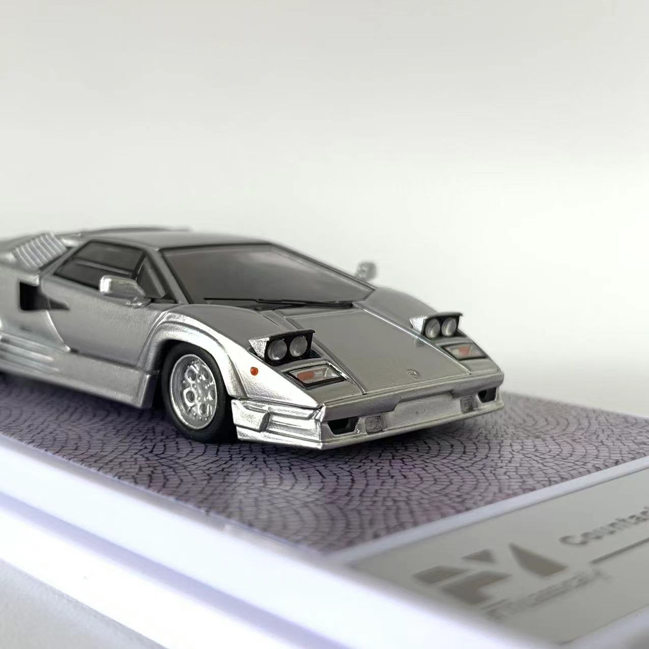 Finclassically 1:64 Model Car Countach LP5000 Alloy Die-Cast Sport ...