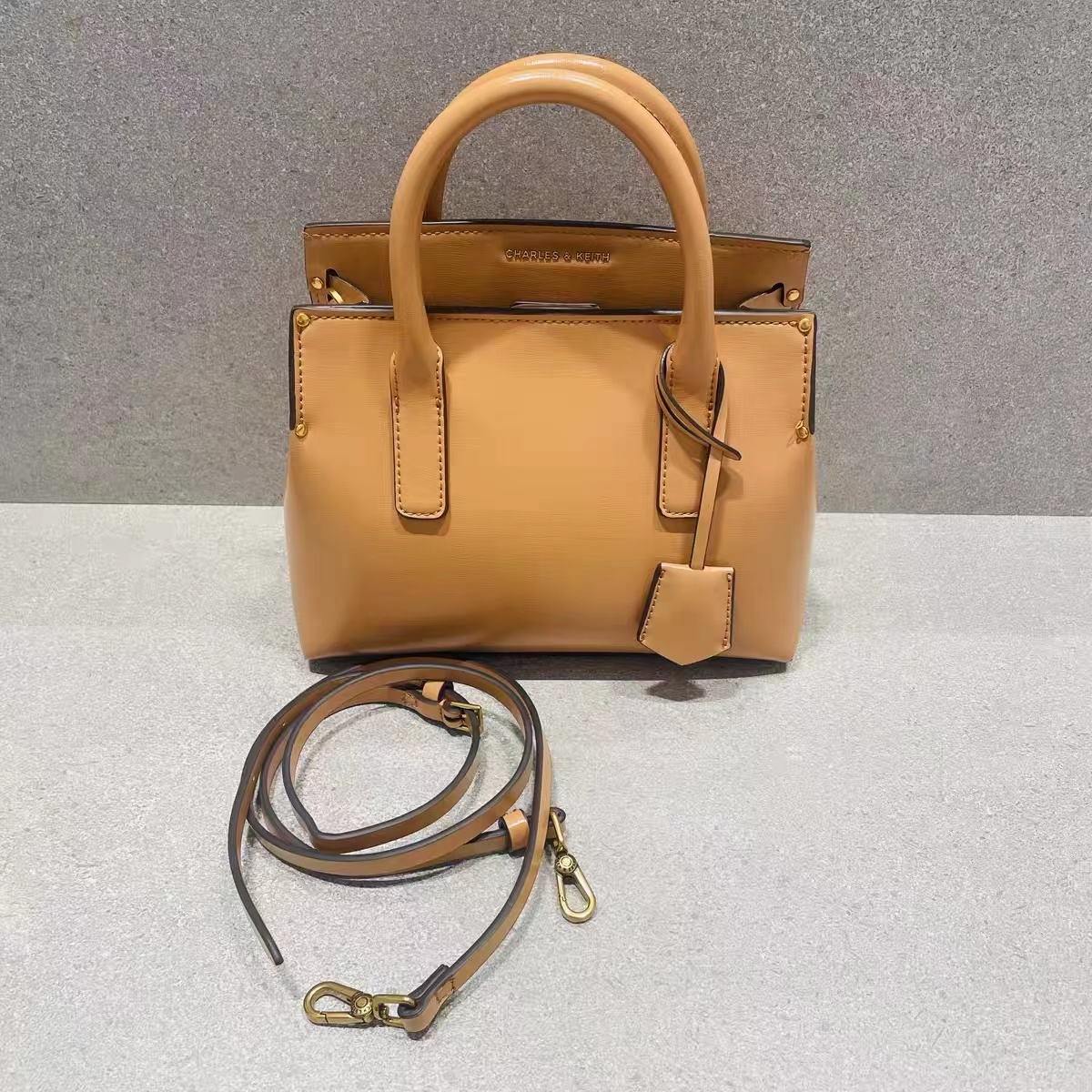 New women's bag with fashionable shiny surface, hand-held shoulder tote ...