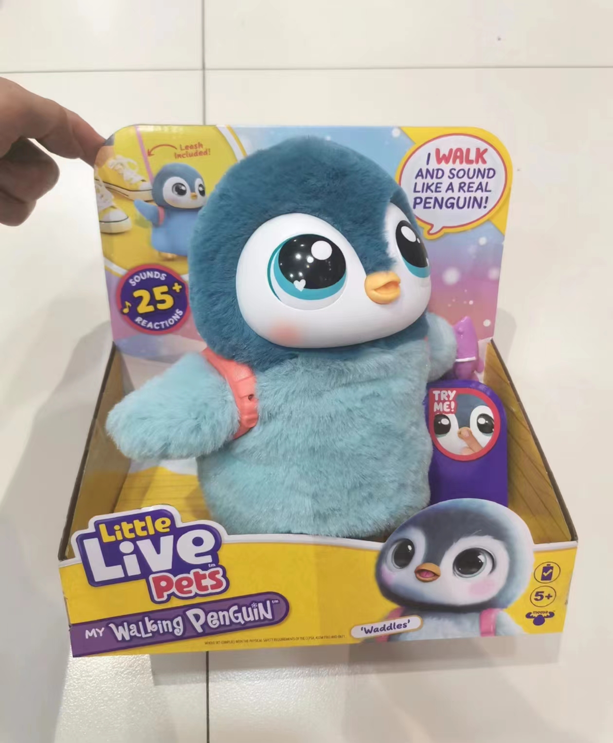 Little Live Pets My Walking Penguin - Waddles Soft and Cuddly ...