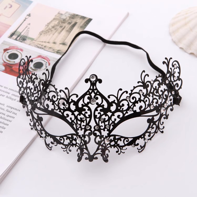 Halloween sexy Venetian metal diamond-encrusted half face masquerade ...