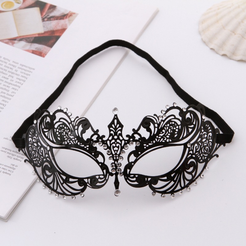 Halloween sexy Venetian metal diamond-encrusted half face masquerade ...
