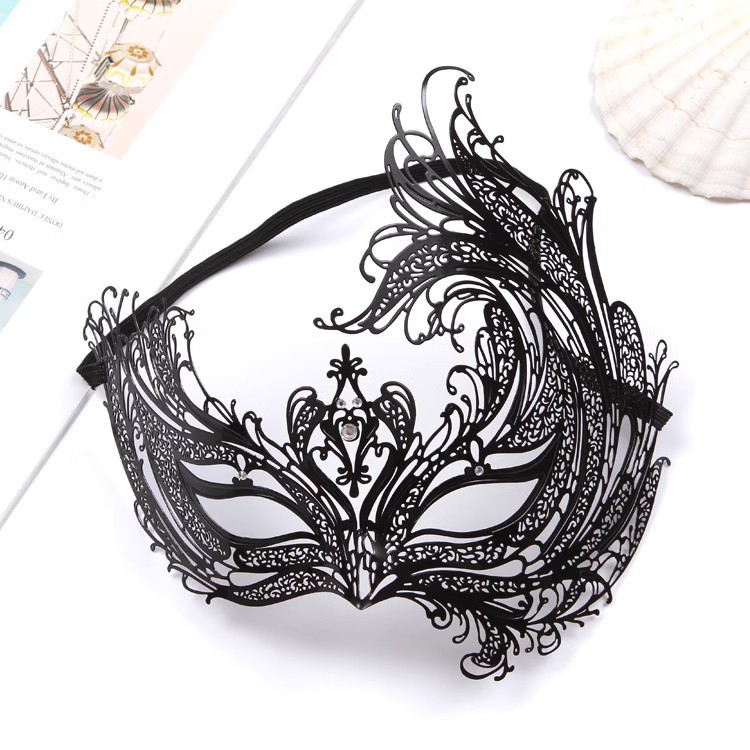 Halloween sexy Venetian metal diamond-encrusted half face masquerade ...