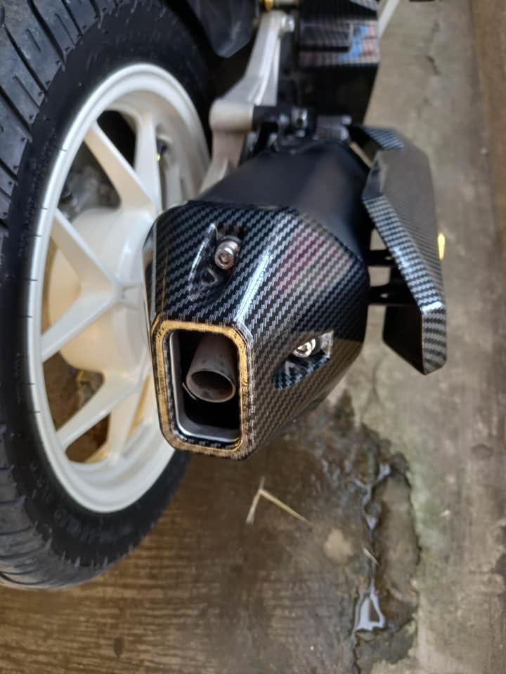 HONDA MUFFLER TIP COVER GLOSSY CARBON FOR CLICK V3 CLICK V2 MOTORCYCLE ...