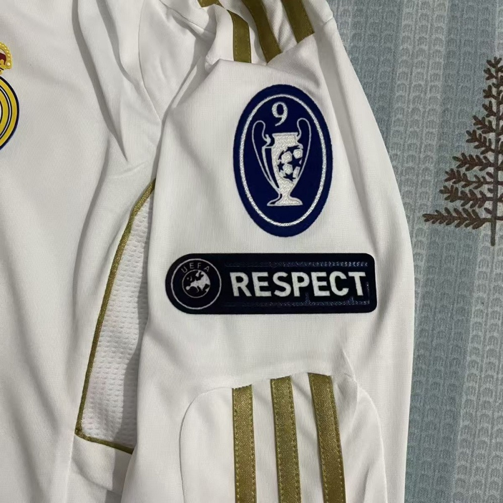 Retro Signature Jersey 1112 Real Madrid Golden border Ronaldo CR7 ...