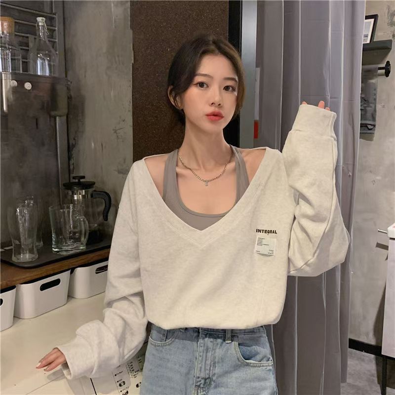 Women's fake two-piece V-neck halter neck loose short top | Shopee ...