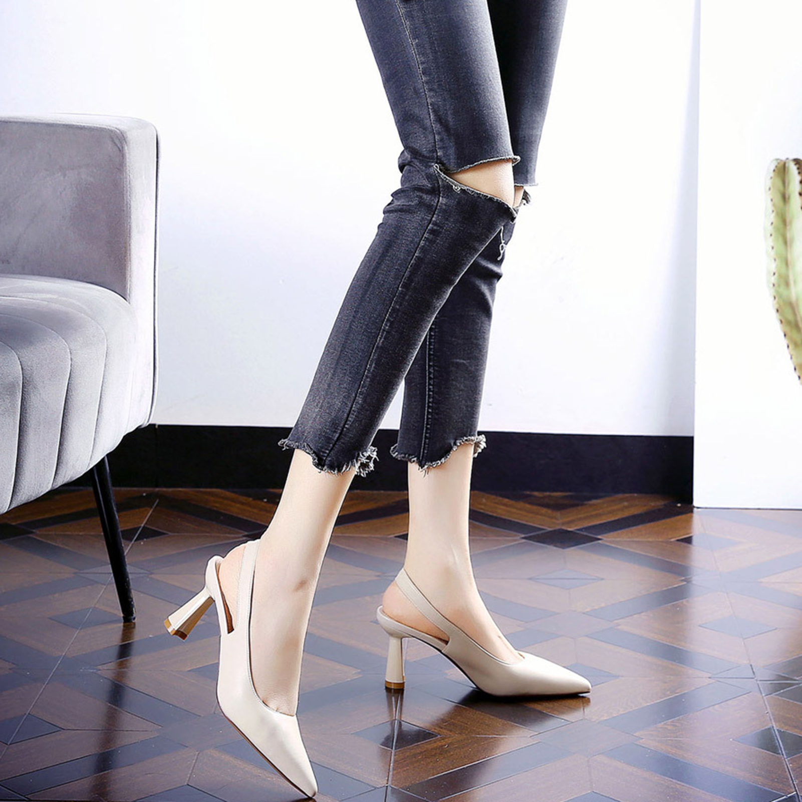 New simple and fashionable women's high heels for spring and summer ...