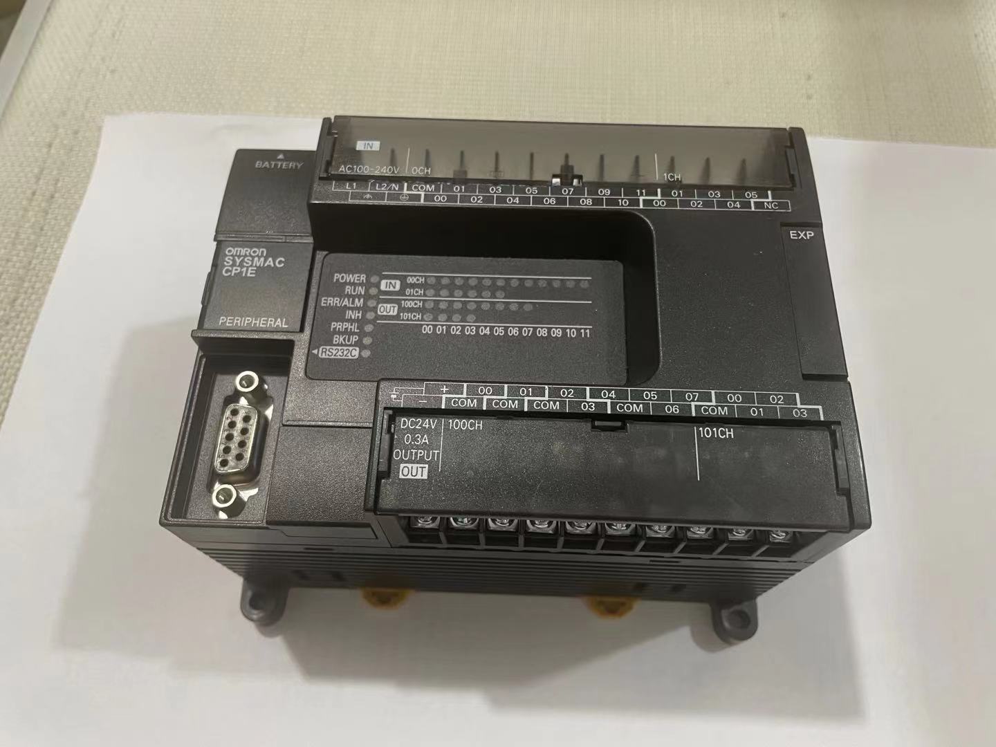 Omron PLC CP1E-N20DT-A/N20DR-A/N30SDT-D/N30DR/N40DT-D/N60SDR CP1E -N series PLC with an RS232 ...