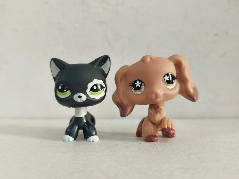 2pcs/lot LPS Figure Cat Dog #2249#716 W/Accessories Littlest Pet Shop ...