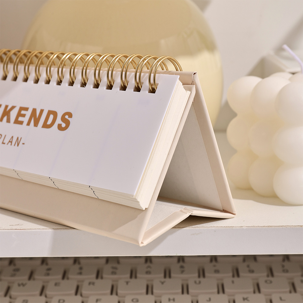 53 sheets White Simple Horizontal 53 Weekends Weekly Plan Undated Coil ...