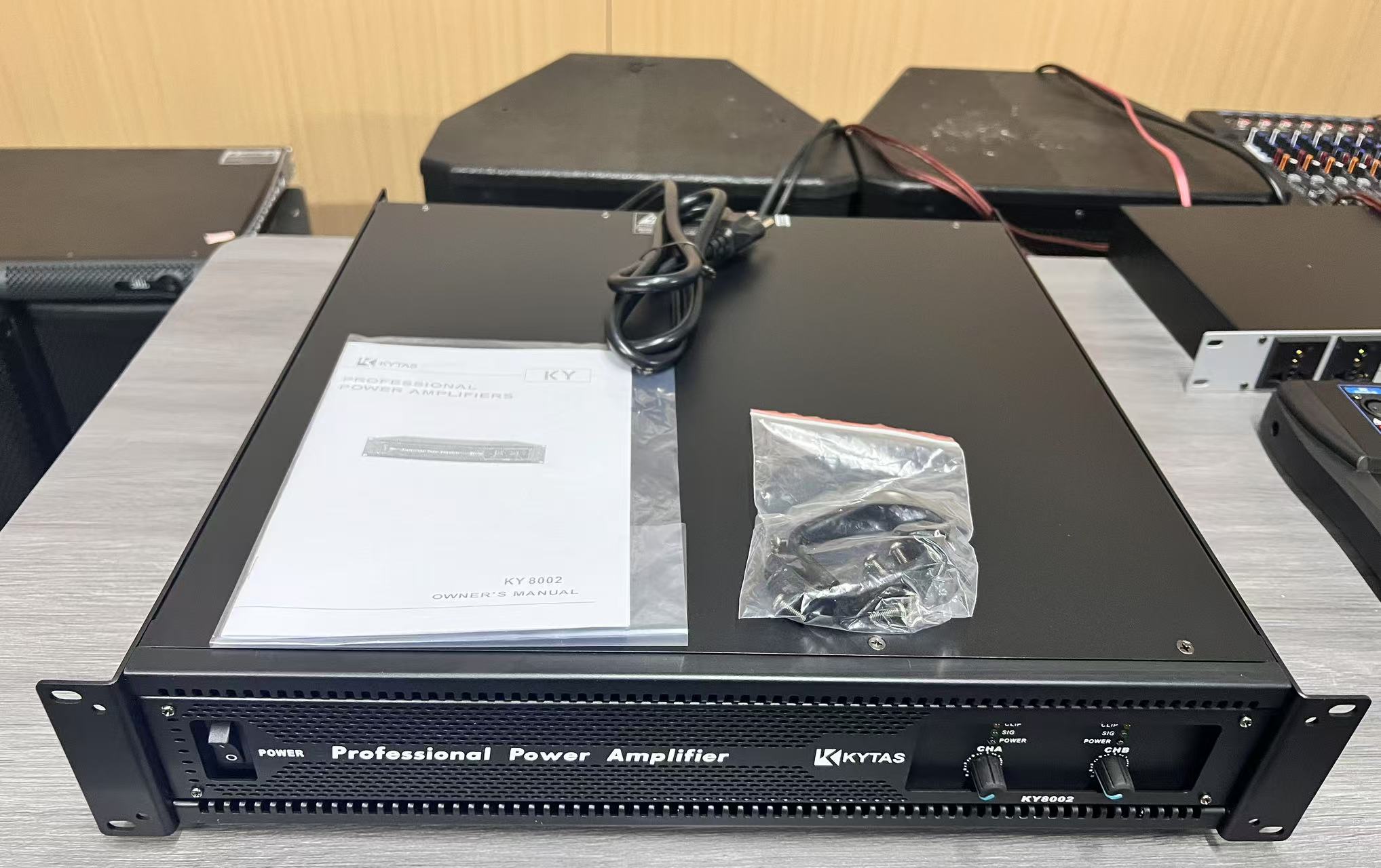 KYTAS professional power amplifier 1200 watts/1400 watts × 2/4 channels ...