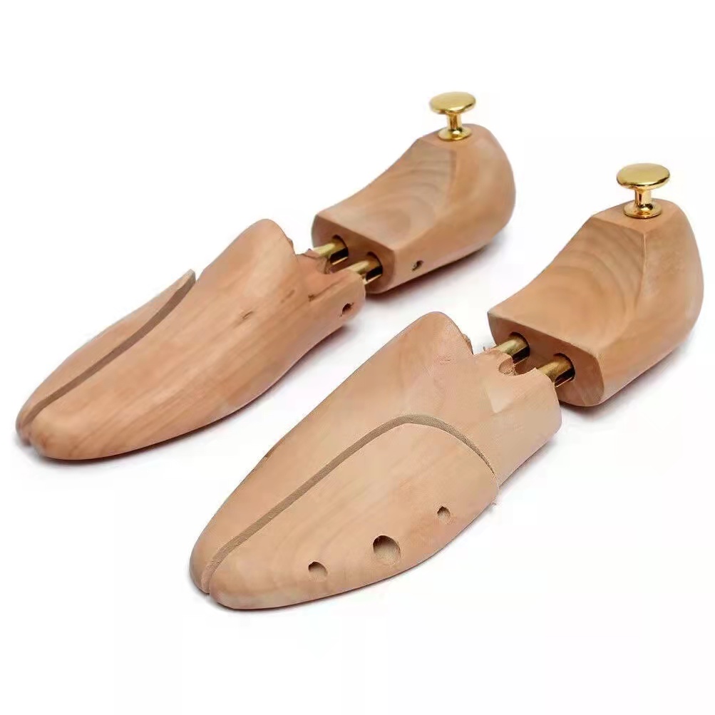 Pair of Adjustable Men Women Cedar Wood Shoe Trees Shaper Wooden ...