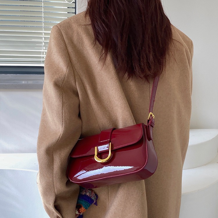 Retro Wine Red Vachette Clasp Portable Underarm Shoulder Messenger Bag ...