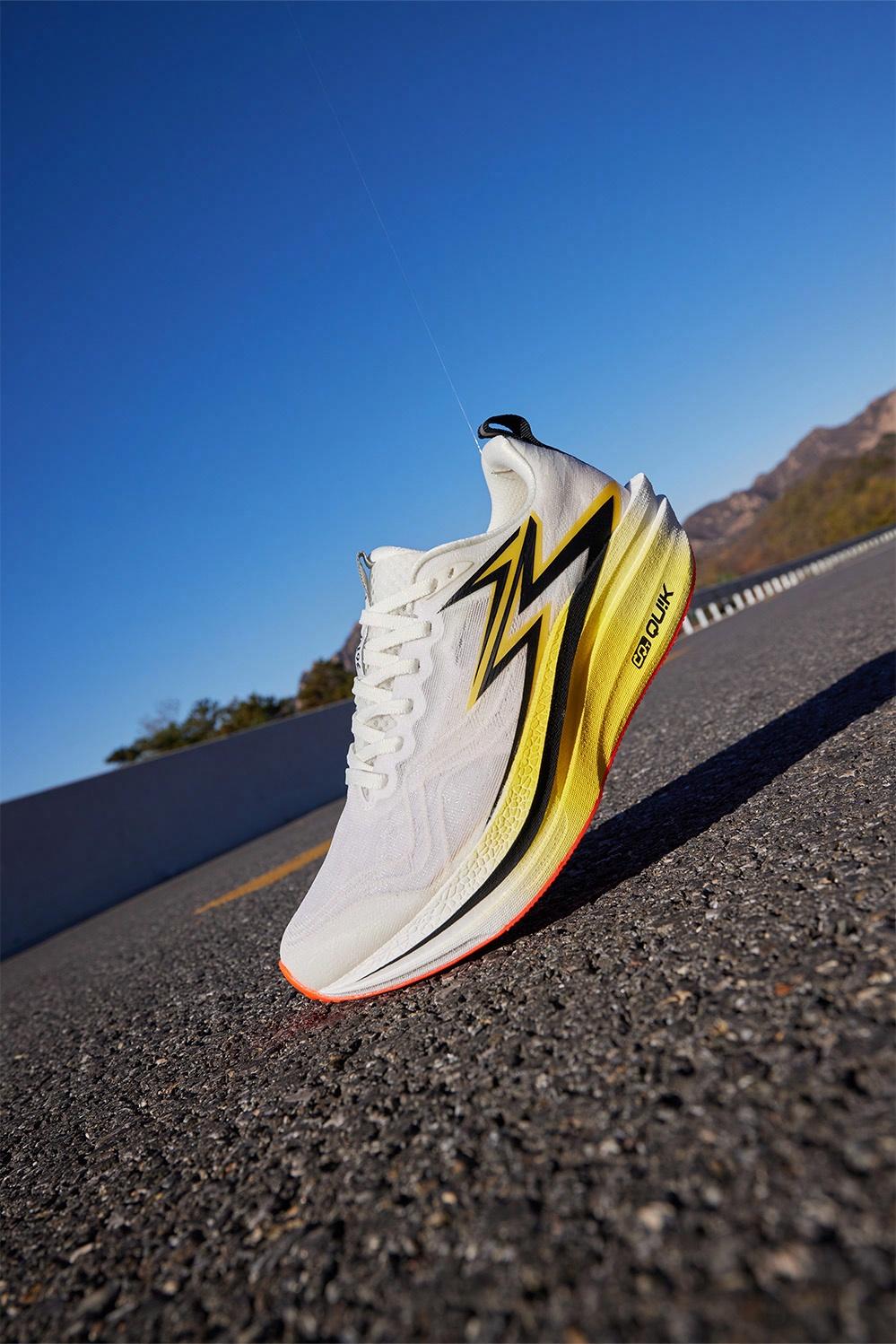361Degrees Flame 4 Mix Men Running Shoes Breathable Heat-dissipating ...