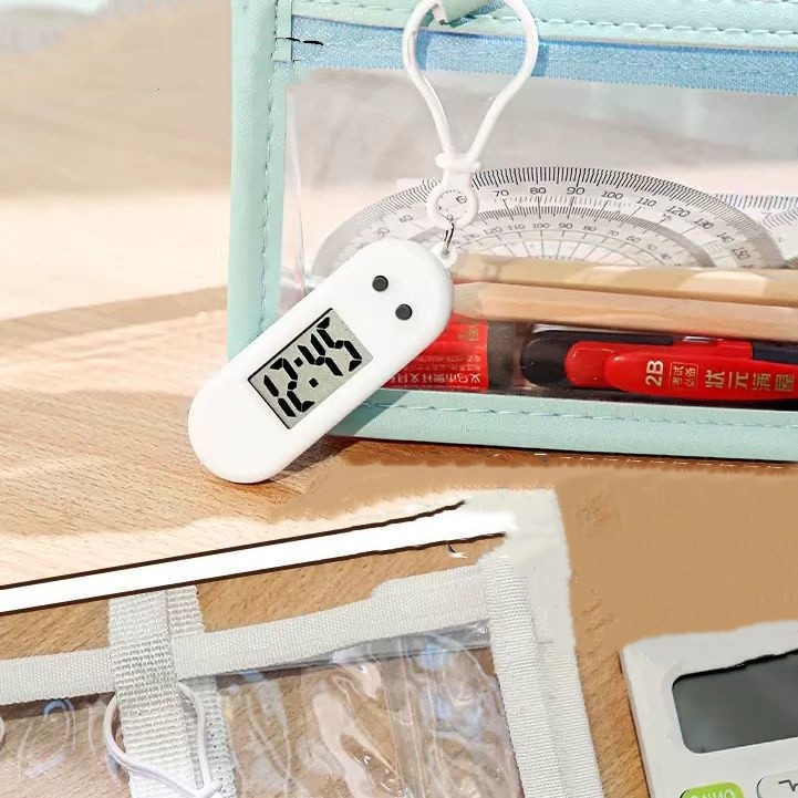 Mini Clock Sporty LED Digital Keychain Timer - Compact and Portable ...