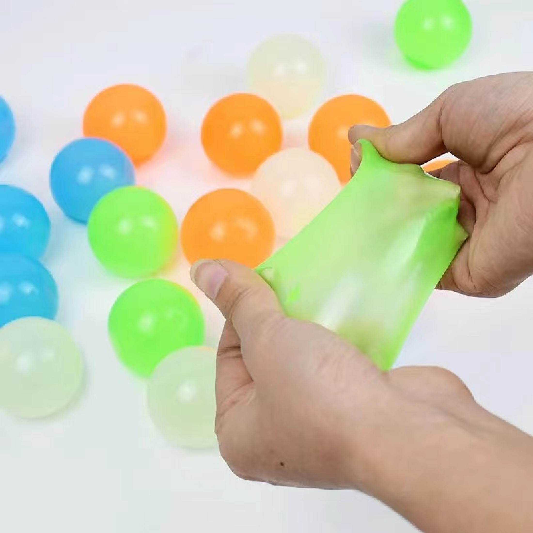 Luminous Stick Ball Stress Relief Toys Luminescent Sticky Target Ball ...