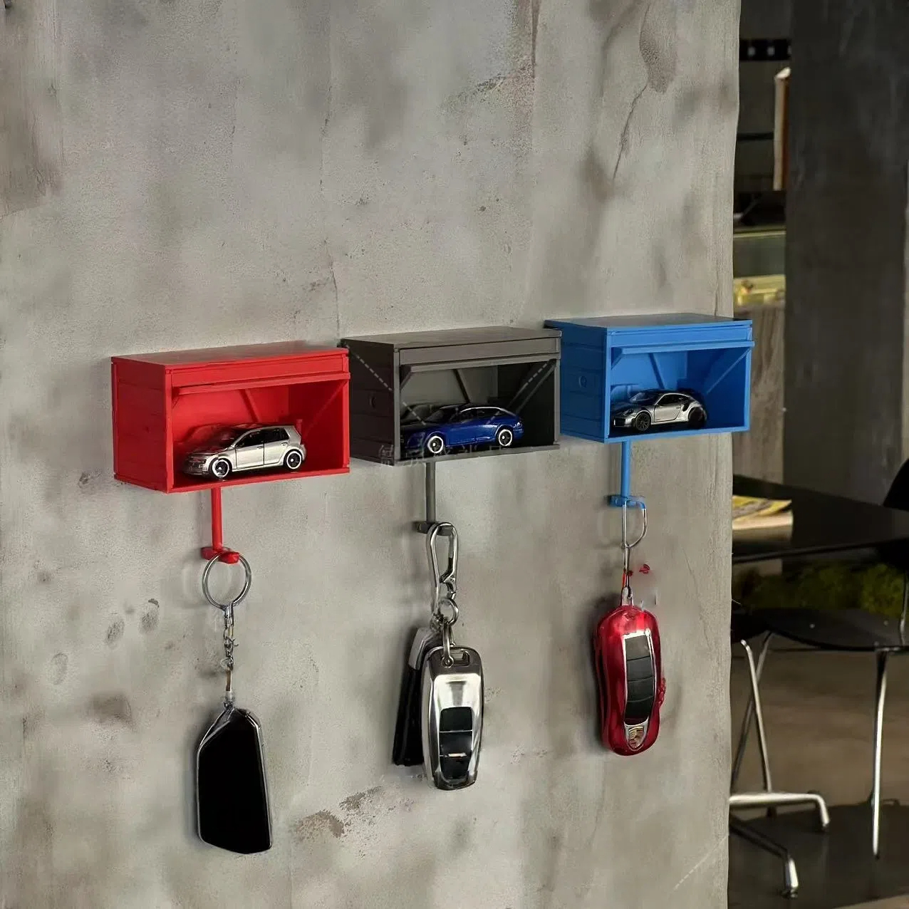 (Including car) Car Garage Key Holder with Opening Door Garage keychain ...