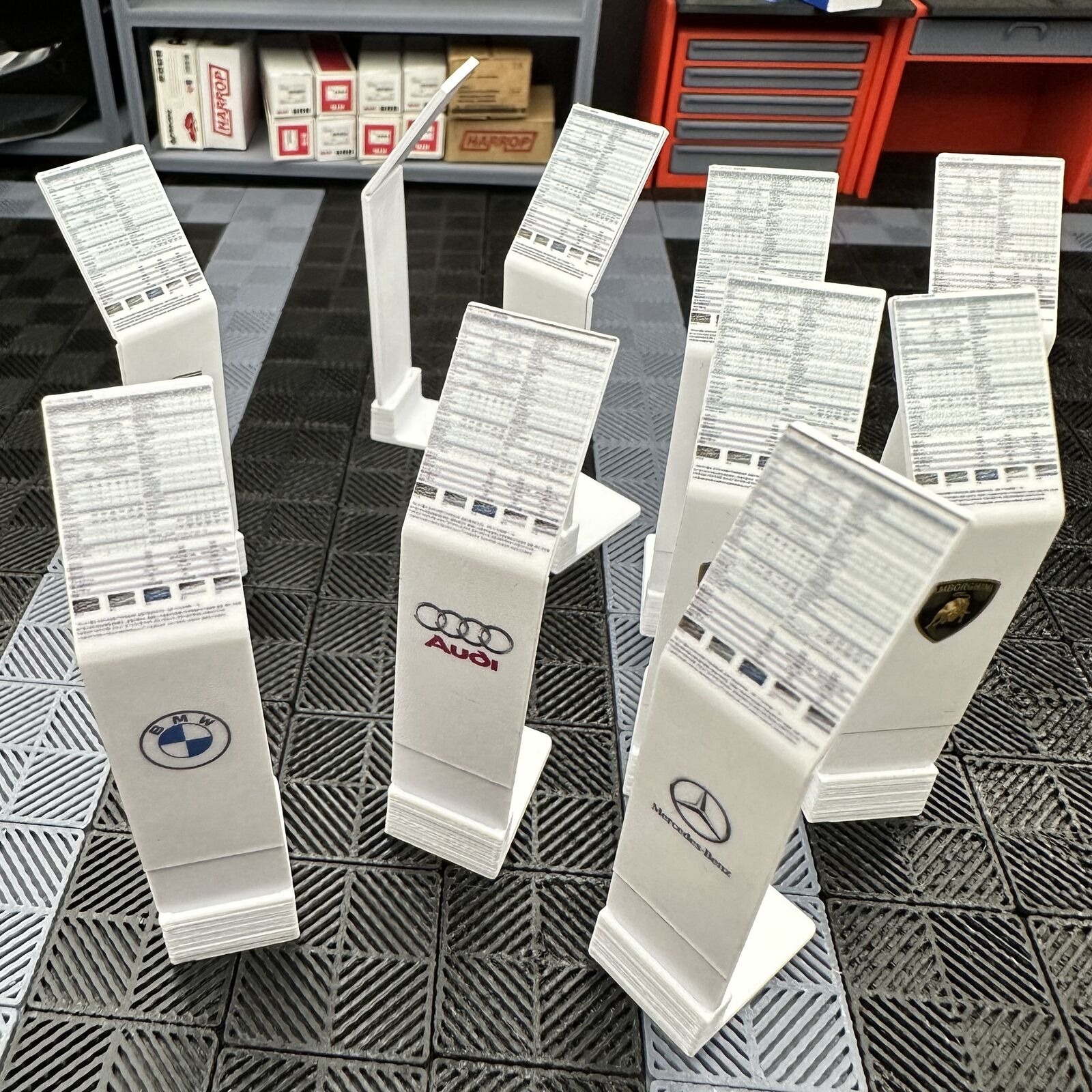 1/18 Diorama Garage Props Car Display Board Model Car Showroom ...