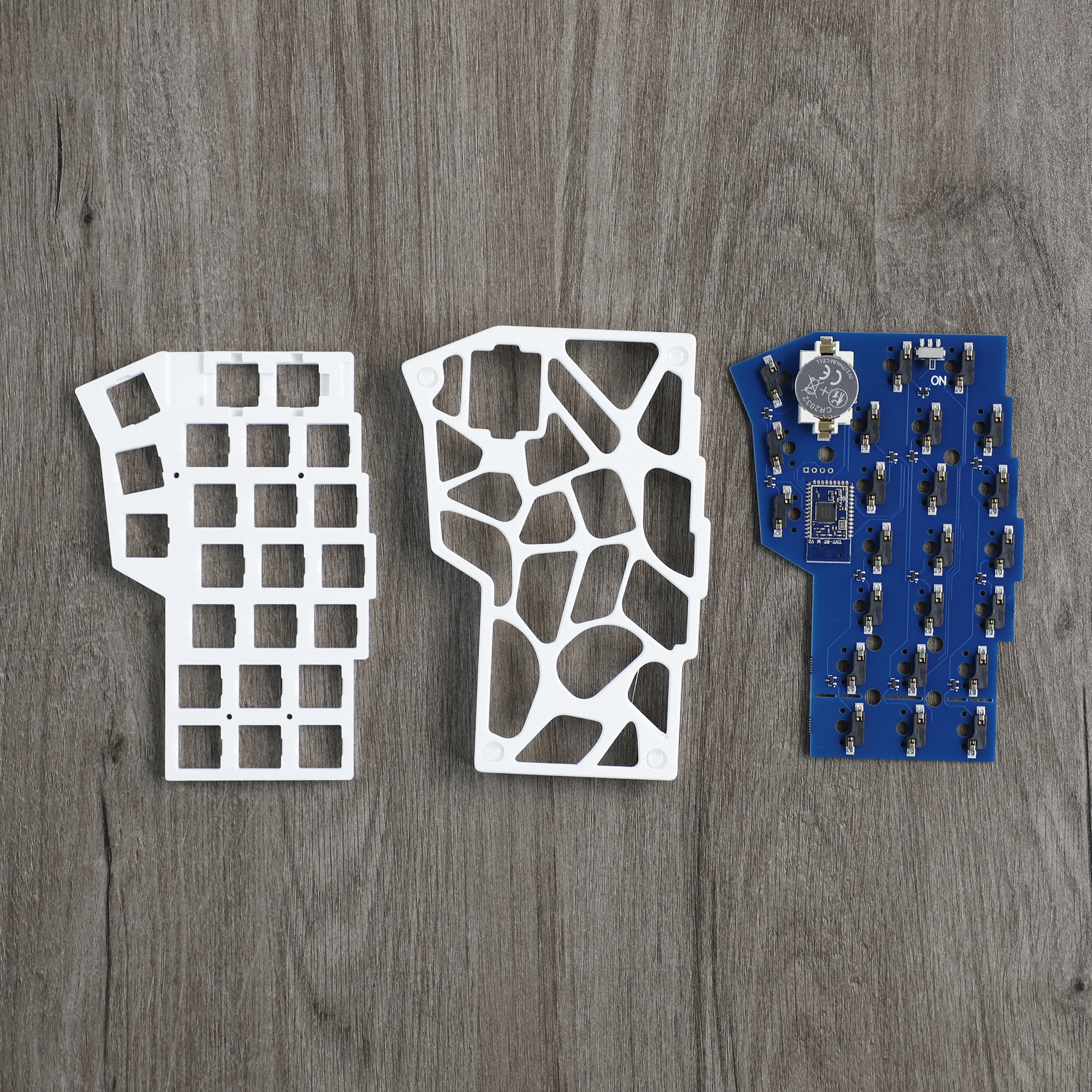 YMDK 2.4Ghz Wireless Split Corne V4 46 Ergonomic Hotswappable 40% Layout 3D Resin Vial All Key ...