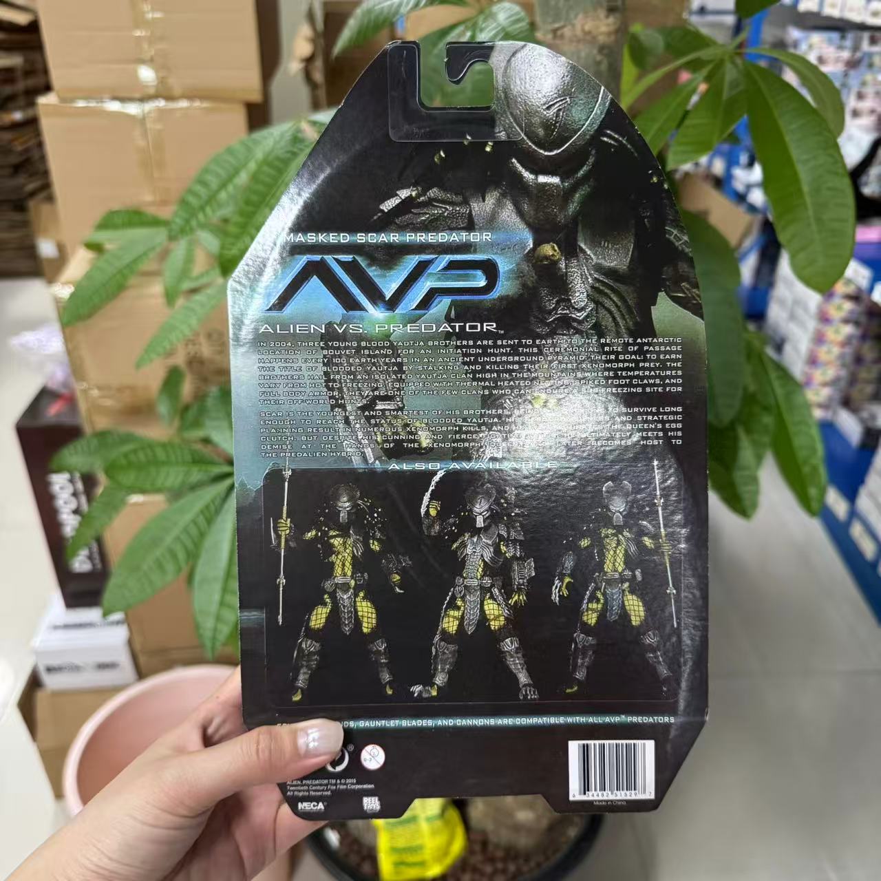 NECA Alien Vs. Predator Masked Scar Predator Pvc Figure | Shopee ...