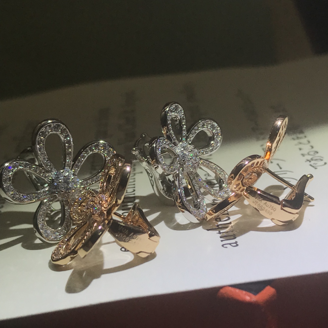 2025 Classic New Style Sunflower Gypsophila Flower Ear Pat Ear Clip ...