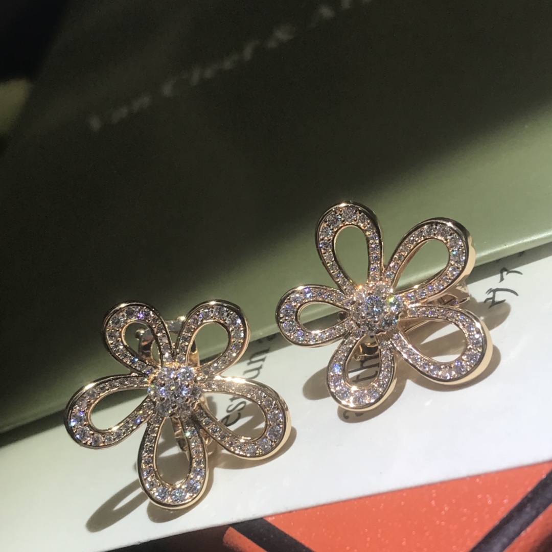 2025 Classic New Style Sunflower Gypsophila Flower Ear Pat Ear Clip ...