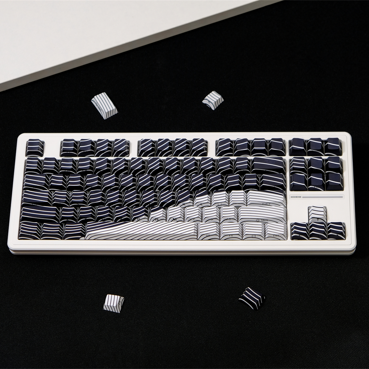 Black And White Wavy Side Shine Through Keycaps PBT Dye-sub Cherry ...