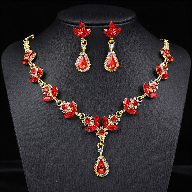 Ladies' metal jewelry set, crystal diamond necklace and earring set ...