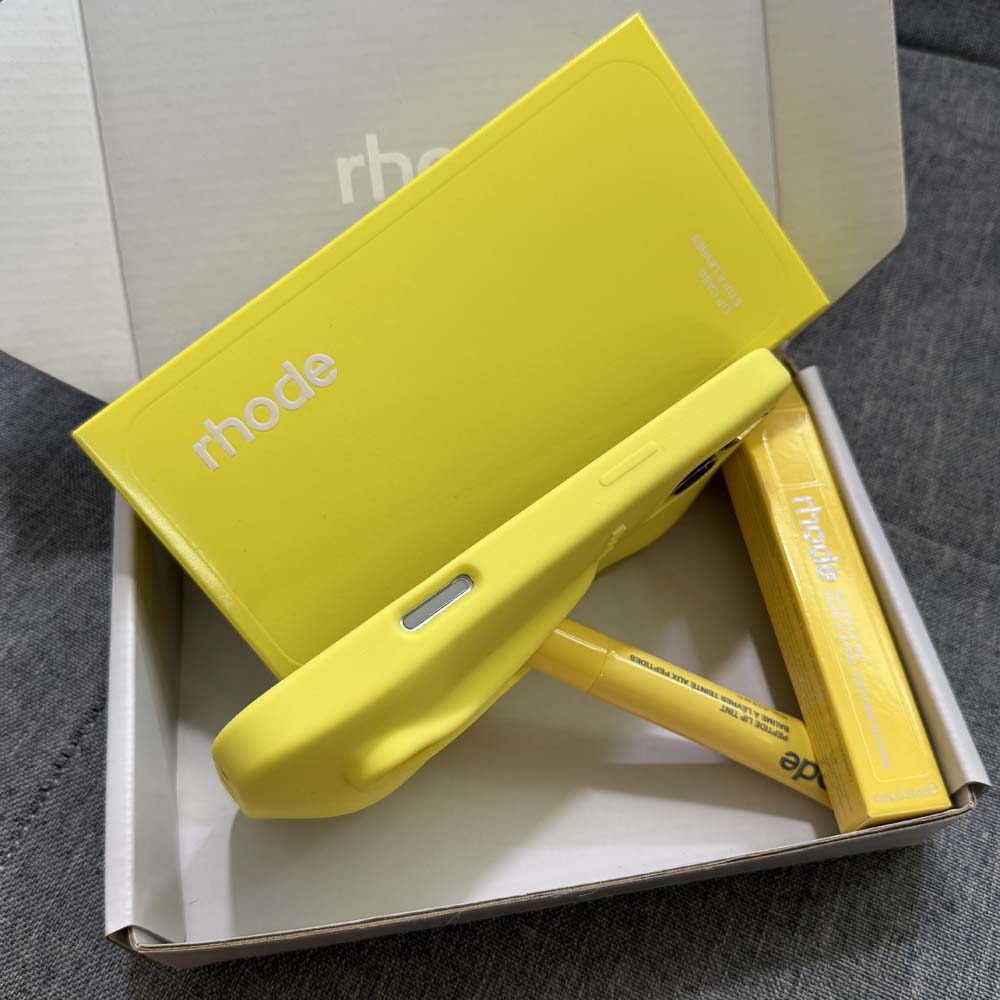 【1：1 High-quality 】lemon-yellow Rhode phone case compatible for iPhone ...