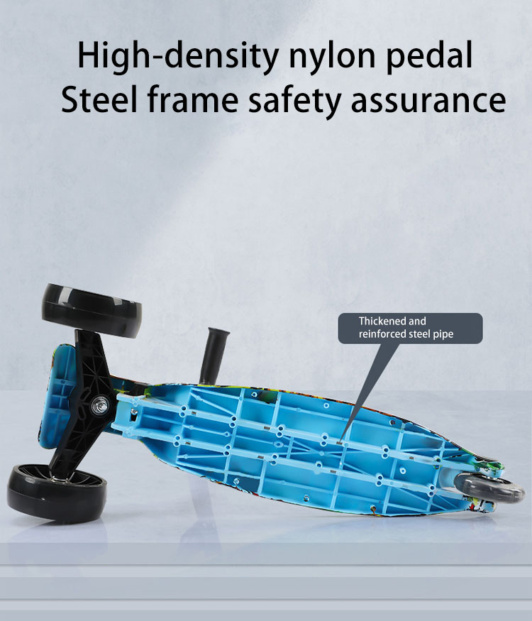 Outdoor Cartoon Doodle Kids Scooter with LED Light-Up Wheels Luminous ...