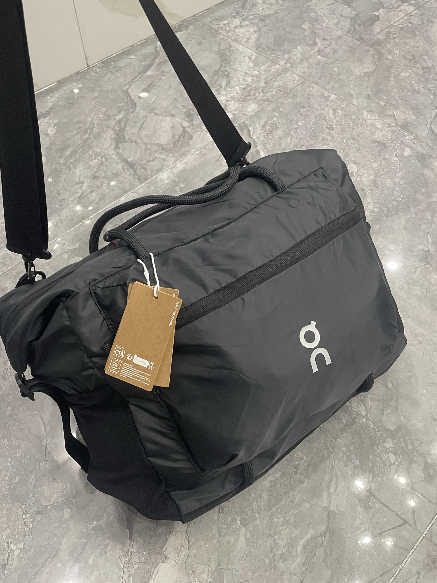 On Running Track Pack 35L Lite | Shopee Philippines