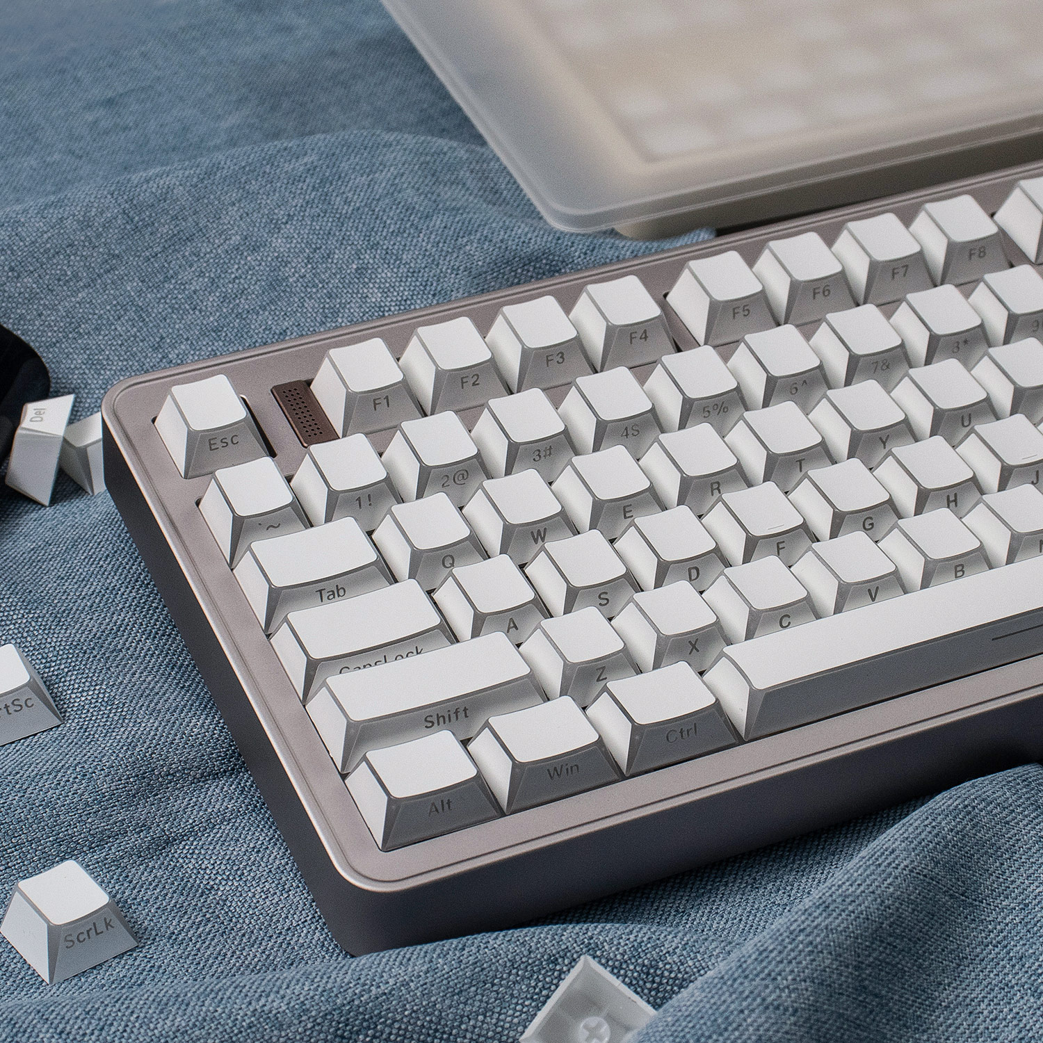 Translucent angled edges Shine through Keycaps White PBT Double shot ...