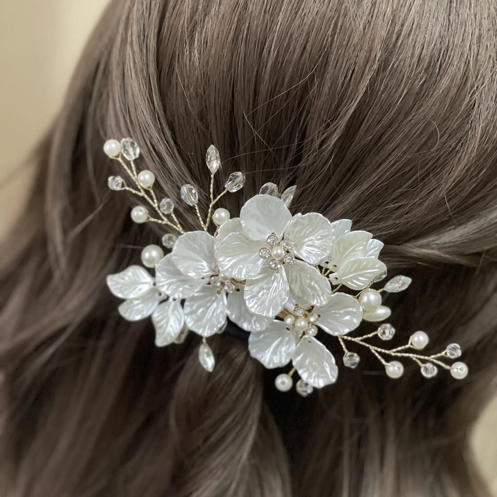 Bridal headwear, floral arrangement, maiden stage, godmother flower ...