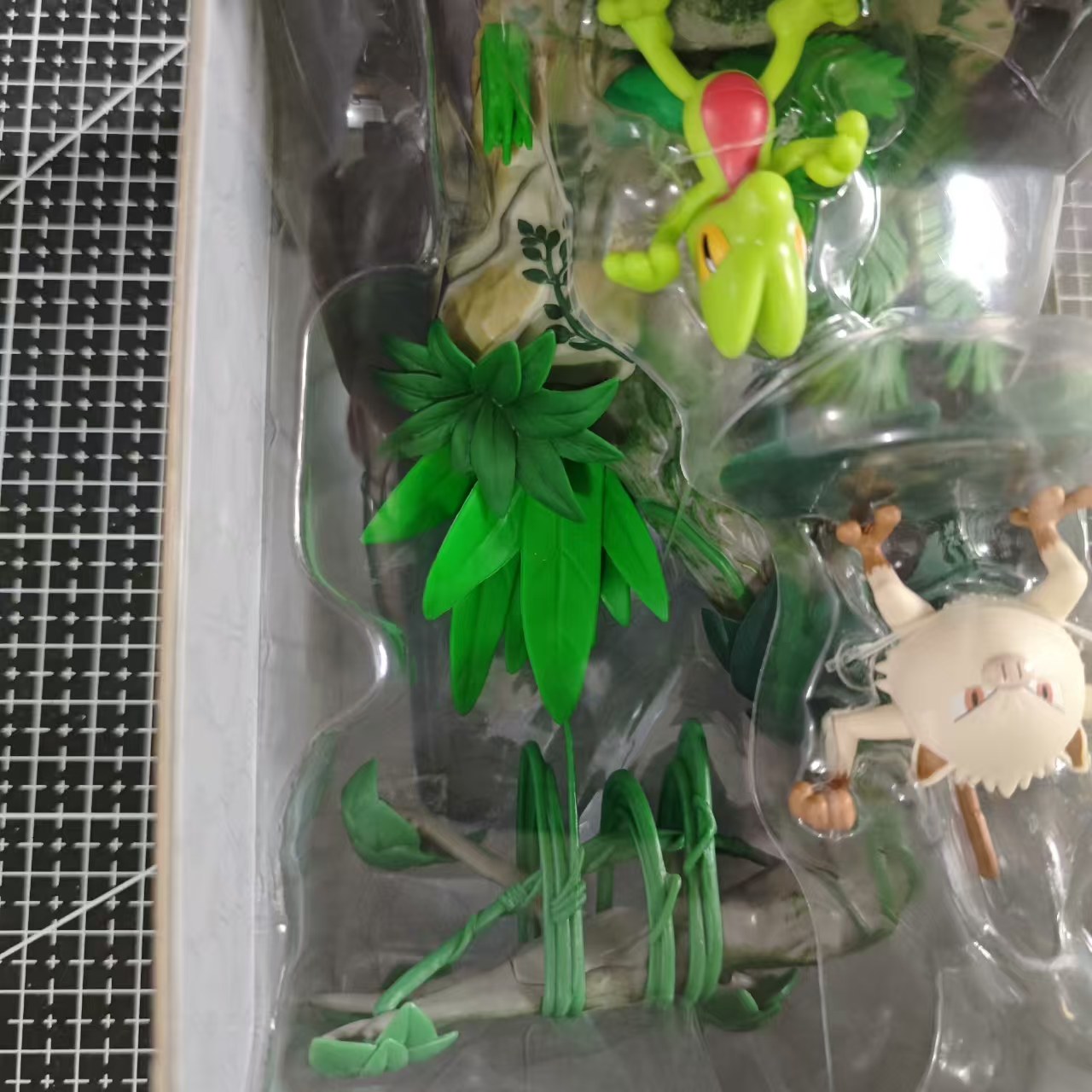Pokemon Select Series 2 Mankey & Treecko Wild Jungle Enviroment ...