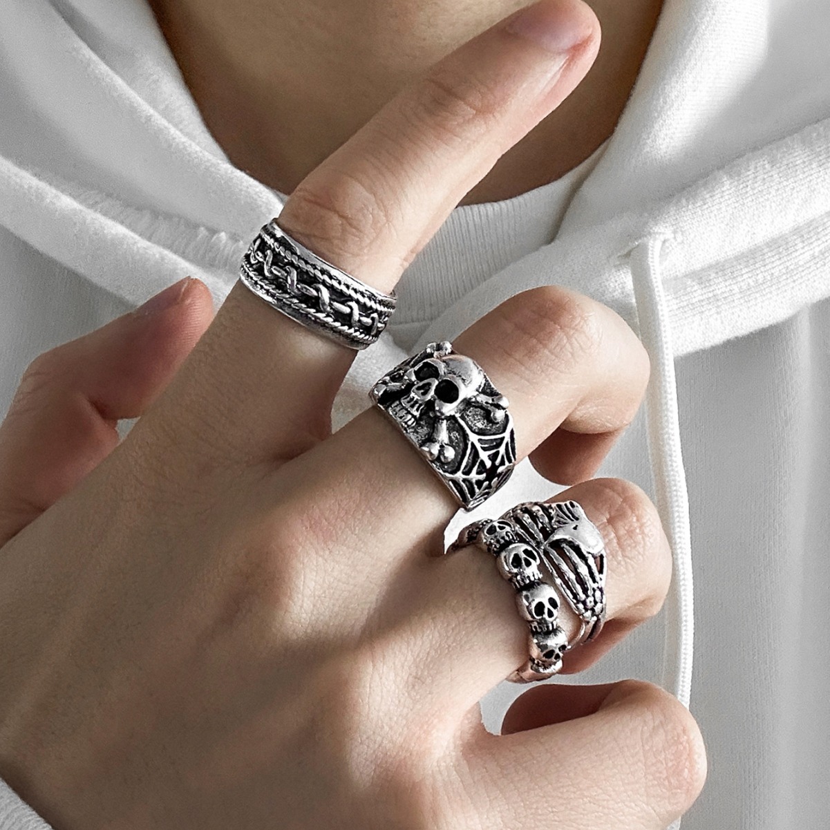 Silver 4 Pcs Punk Goblin Skull Heart Ring Set, Edgy Accessories for a ...